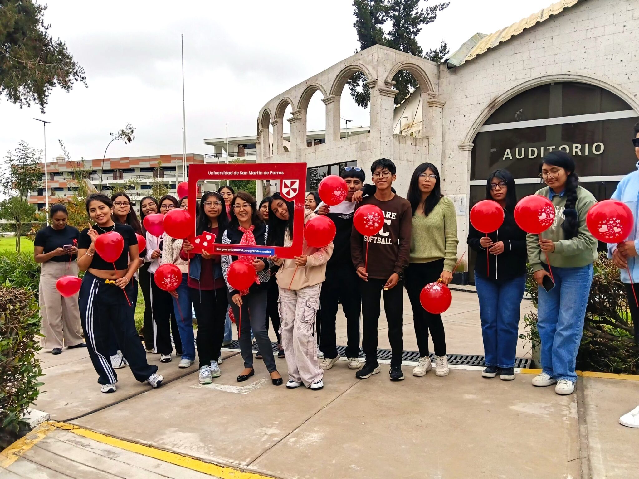 CENTRO DE IDIOMAS DE LA FILIAL SUR CELEBRA EL “DÍA DE SAN VALETÍN”